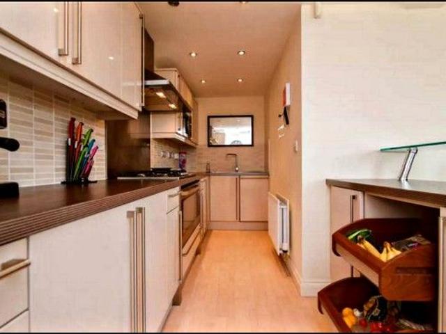 Walking distance to Edge Hill Campus
