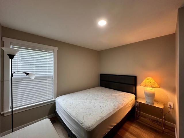 WALKSCORE 90 CLEAN LARGE OR SMALL ROOM in a remode