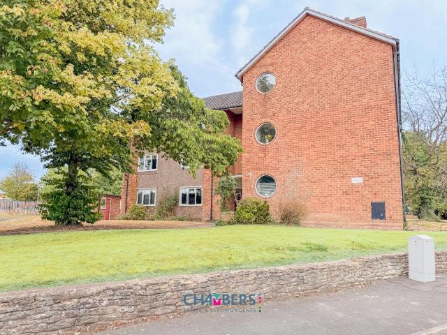 Wall Avenue, Coleshill B46, 1 bed flat to rent, £895 pcm | PrimeLocation