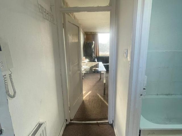 Wall End Road, London E6, 1 bed flat to rent, £1,400 pcm | PrimeLocation