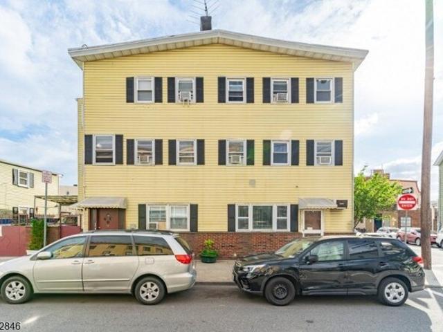Wall St, Newark, Home For Sale