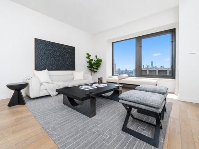 Wall St Apt R, Manhattan, Condo For Sale