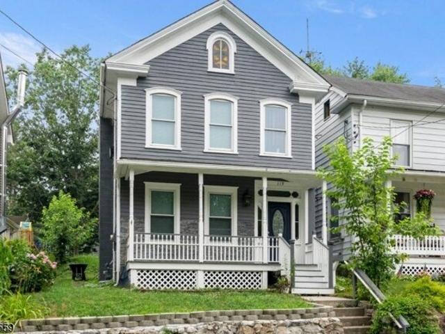 Wall St, Belvidere, Home For Sale
