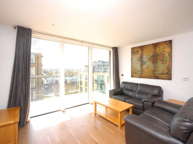 Wallace Court, 54 Tizzard Grove, Blackheath, London SE3, 2 bed flat to rent, £2,350 pcm | PrimeLocation