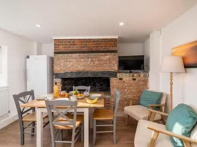 Wallace Hill Cottage