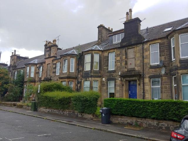 Wallace Street, Stirling, FK8 3 bed flat to rent £1,565 pcm £361 pw