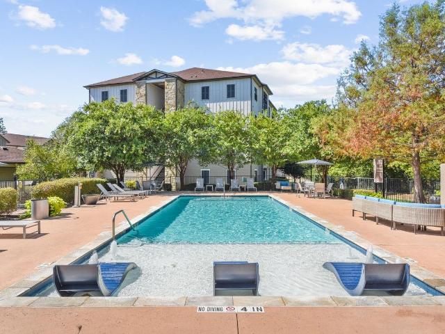 Waller Creekside 2 Bedroom Apartment for Rent at 105 W 51st St, Austin, TX 78751 Triangle State