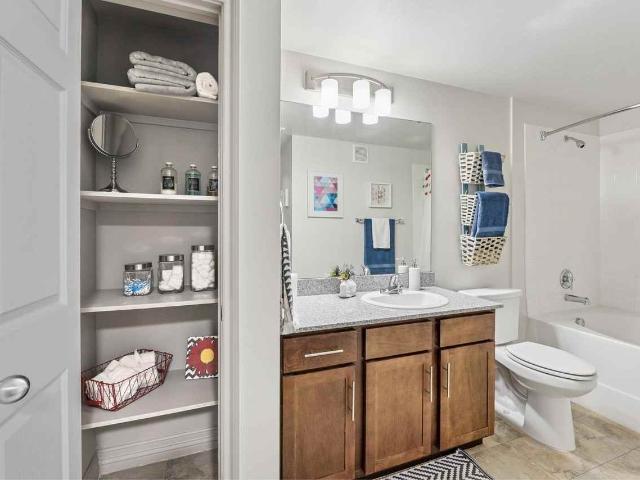 Waller Creekside 3 Bedroom Apartment for Rent at 105 W 51st St, Austin, TX 78751 Triangle State