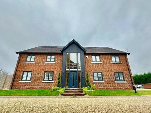 Walleys Green, 5 Bedroom End