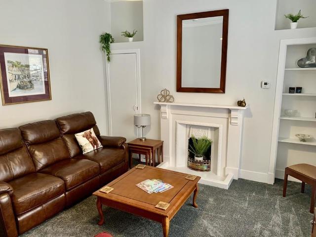 Wallfield Place, Ground Floor Right, AB25