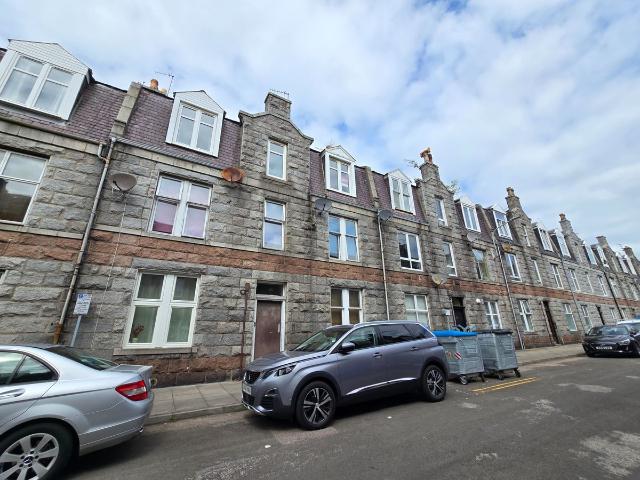 Wallfield Place, Rosemount, Aberdeen AB25, 1 bed flat to rent, £525 pcm | PrimeLocation