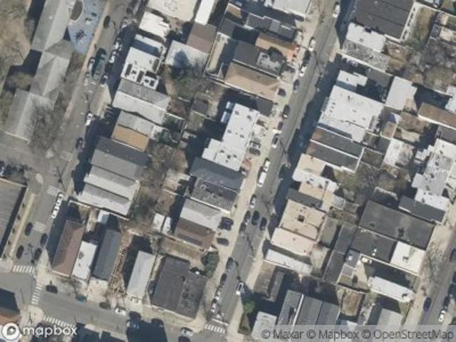Wallis Ave