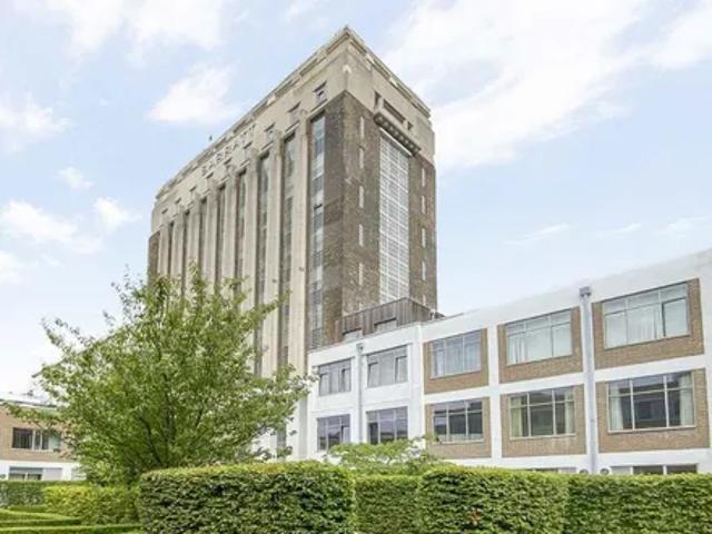 Wallis House, 1100 Great West Road, London, TW8 0HE, United Kingdom | 3 bed duplex for rent #138594383 | Rentberry