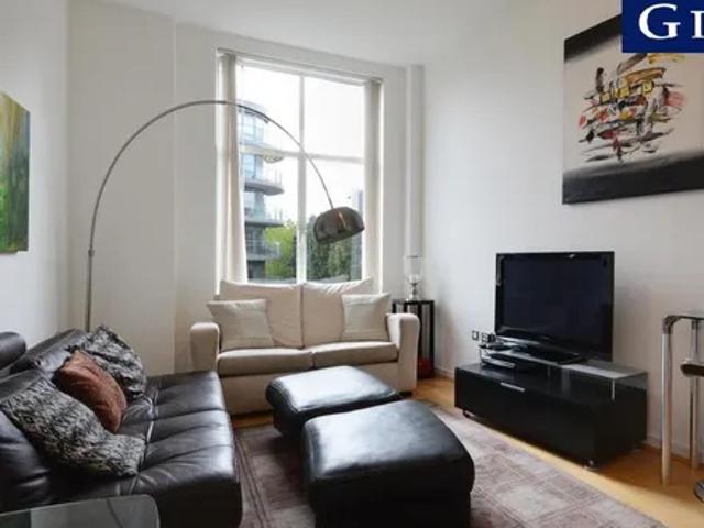 Wallis House, 1100 Great West Road, London, TW8 0HE, United Kingdom | 3 bed duplex for rent #138595716 | Rentberry