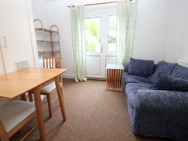 Wallisdown Road, Turbary Court, BH11