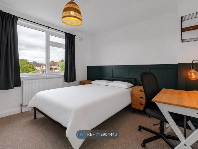 Wallscourt Road South, Bristol BS34, 3 bed terraced house to rent, £2,200 pcm | PrimeLocation