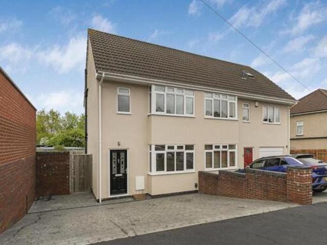 Wallscourt Road South, Filton, 3 Bedroom End