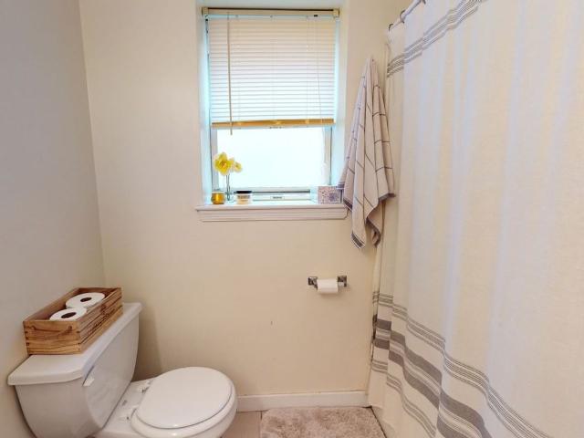 Walnut Court Apartments 2 Bedroom Apartment for Rent at 4419 Walnut St, Philadelphia, PA 19104 Spruce Hill