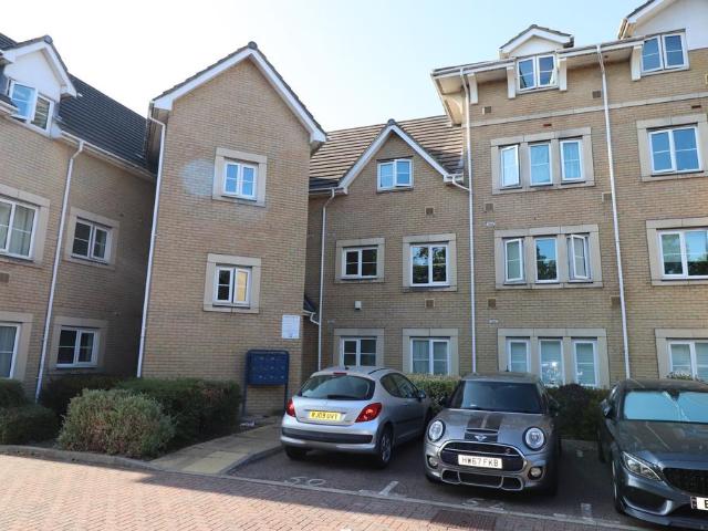 Walnut Close, Basildon, SS15 1 bed apartment to rent £1,150 pcm £265 pw