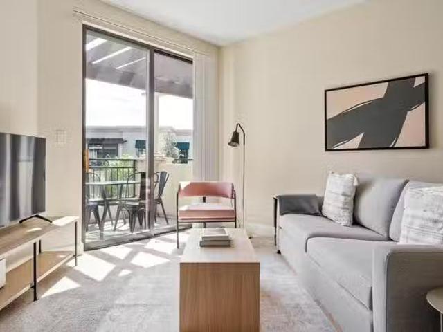 Walnut Creek, 2383 N Main St, Walnut Creek 1 Bedroom 2 Bath