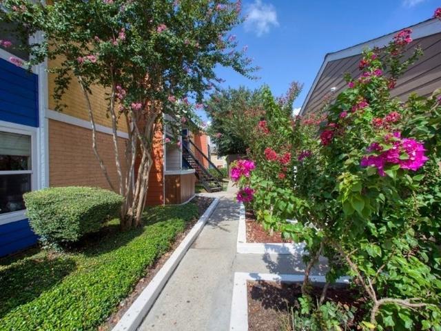 Walnut Creek 2 Bedroom Apartment for Rent at 11411 Green Plaza Dr, Houston, TX 77038 Greater Greenspoint