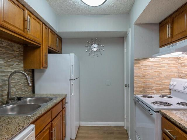 Walnut Creek 2 Bedroom Apartment for Rent at 11411 Green Plaza Dr, Houston, TX 77038 Greater Greenspoint
