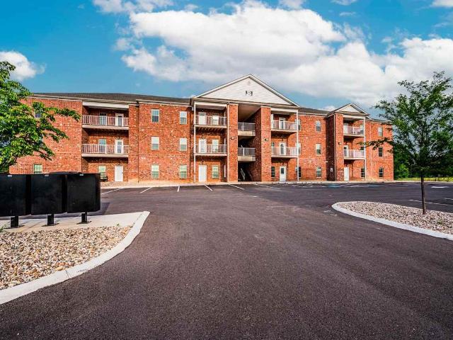 Walnut Creek Apartments 2 Bedroom Apartment for Rent at 179 Walnut Creek Dr, Bowling Green, KY 42101