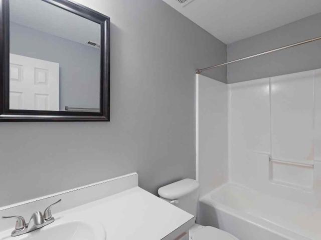 Walnut Creek Apartments 2 Bedroom Apartment for Rent at 700 Ryan Ct, Raleigh, NC 27606 Southwest Raleigh