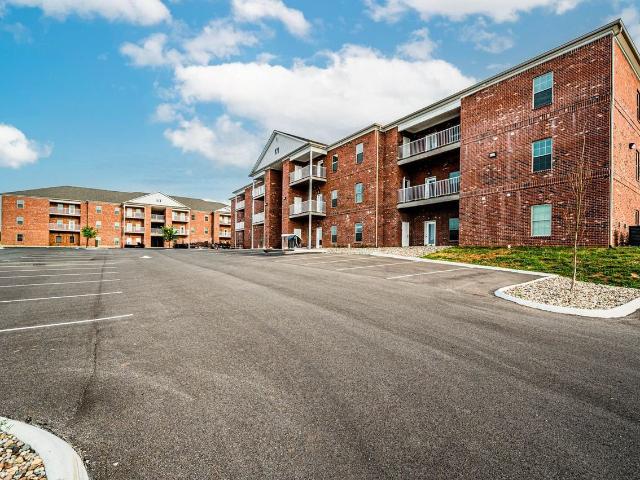 Walnut Creek Apartments 3 Bedroom Apartment for Rent at 179 Walnut Creek Dr, Bowling Green, KY 42101