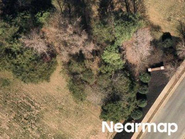 Walnut Crossing Dr