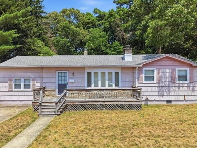 Walnut Ave, Northfield, Home For Sale