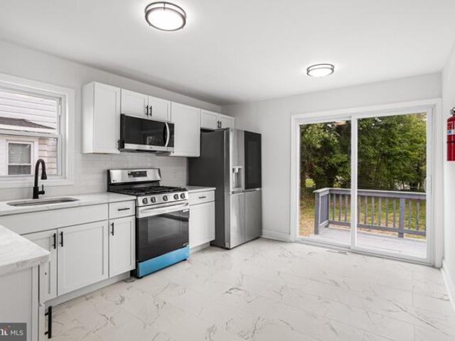 Walnut Ave, Laurel Springs, Home For Sale