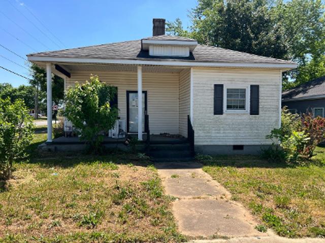 Walnut Ave