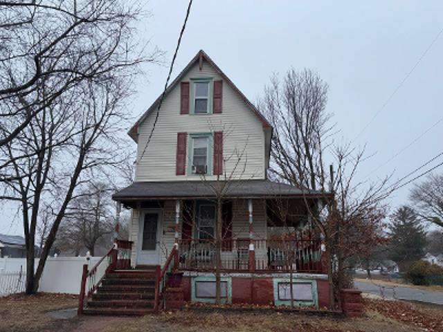 Walnut Ave