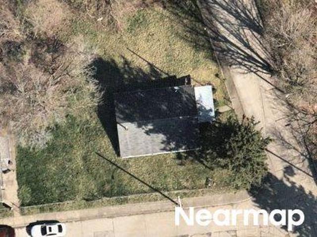 Walnut Ave