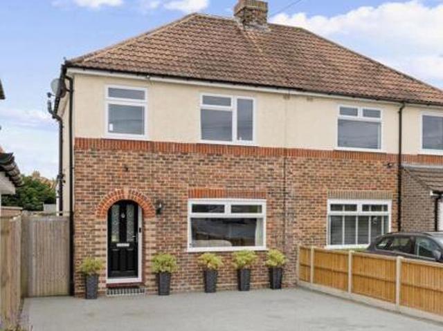 Walnut Avenue, Chichester, 3 Bedroom Semi detached