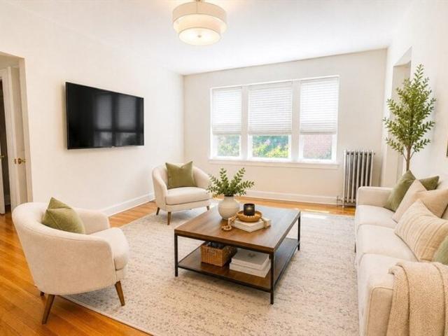 Walnut St Apt,everett, Condo For Sale