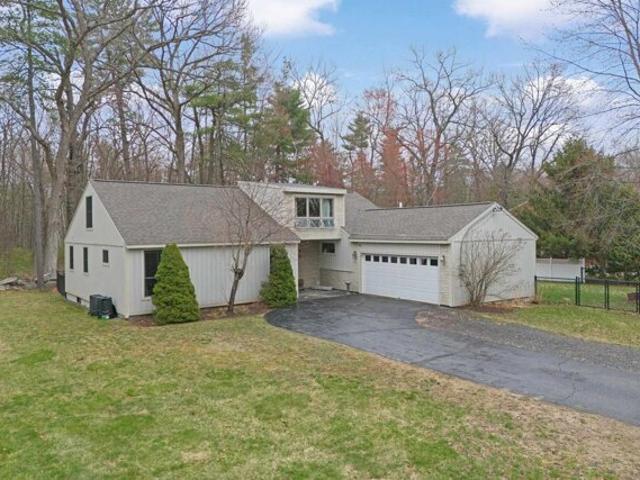 Walnut St, Manchester, Home For Sale