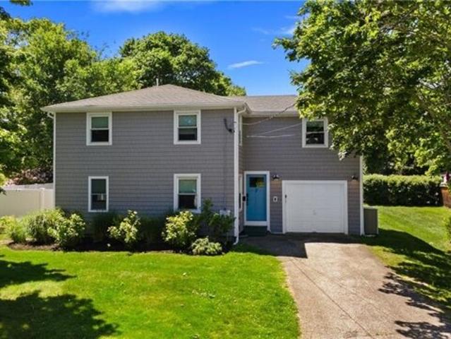 Walnut St, Narragansett, Home For Sale