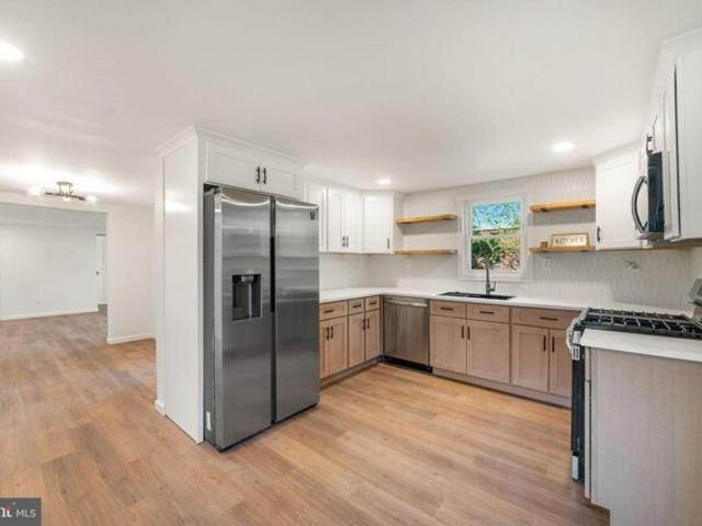 Walnut St, Salem, Home For Sale