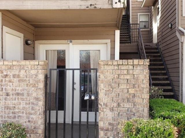 Walnut St Unit,dallas, Condo For Sale