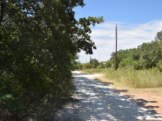 Walnut Rd, Nocona, TX 76255