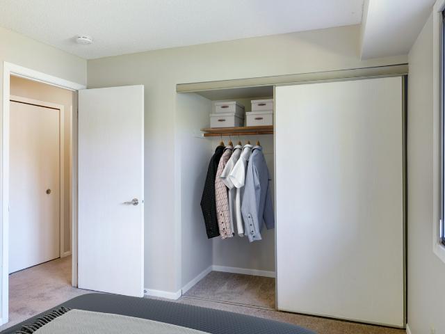Walnut Trails 2 Bedroom Apartment for Rent at 1813 Trailway Dr, Eagan, MN 55122
