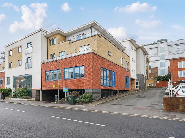 Walnut Tree Close, Guildford