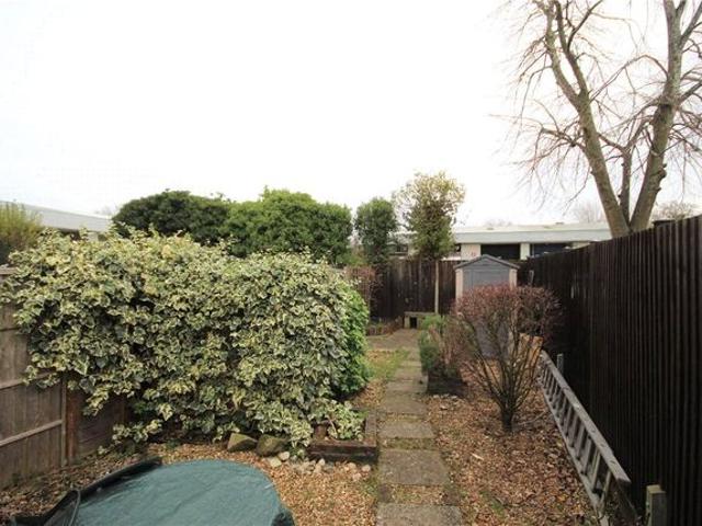 Walnut Tree Close, Guildford, Surrey GU1, 3 bedroom end terrace house to rent 60459622 | PrimeLocation