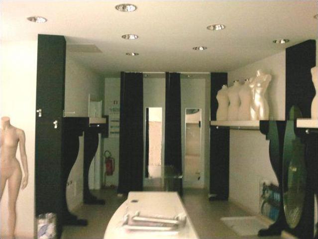 Walpole Road, London, Studio Flat For