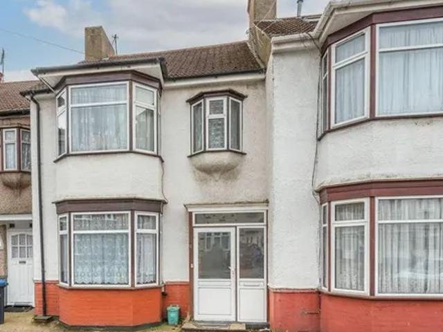 Walrond Avenue, London, HA9 7EL, United Kingdom | 4 bed townhouse for rent #167541743 | Rentberry