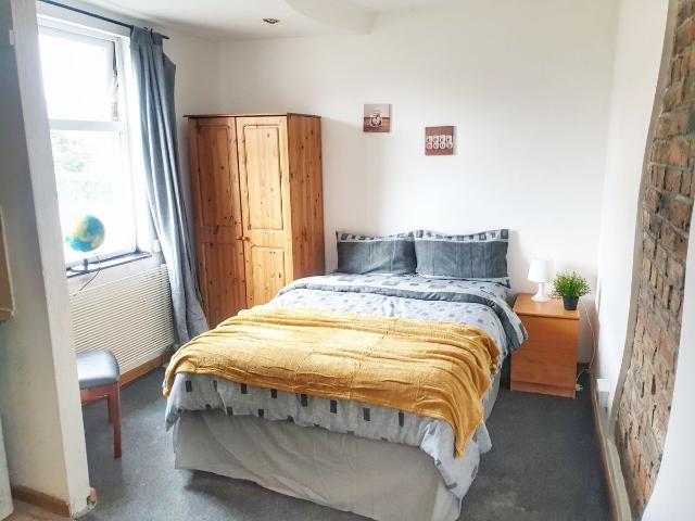 Walsall Road, Darlaston WS10, Studio to rent, £737 pcm | PrimeLocation