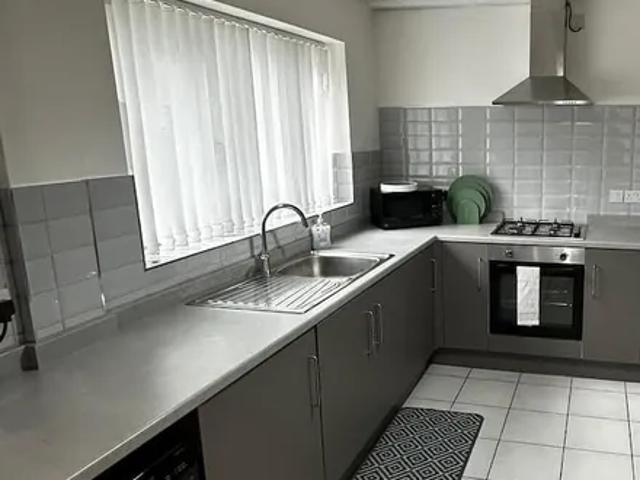 Walsall, WS5 4NF, United Kingdom | 3 bed duplex for rent #165098810 | Rentberry