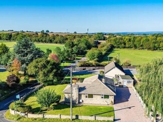 Walseker Lane, Woodall, 3 Bedroom Detached